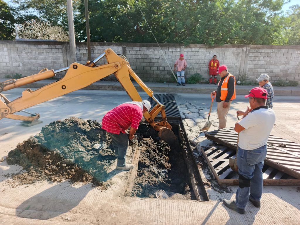 Para mitigar las inundaciones en la López Portillo iniciaron hoy ...